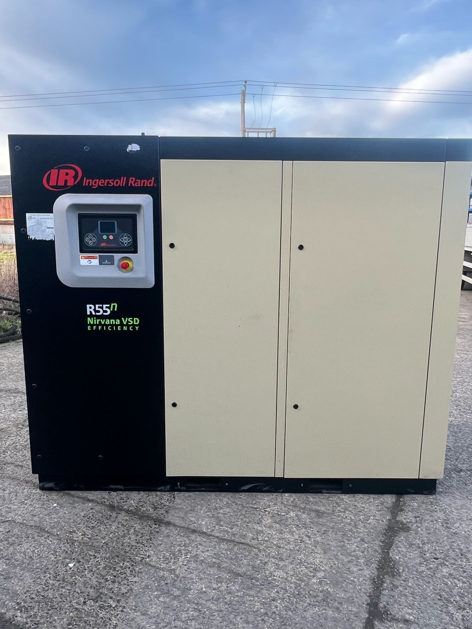 Ingersoll Rand R55N TAS 55kW variable speed drive with integral air ...