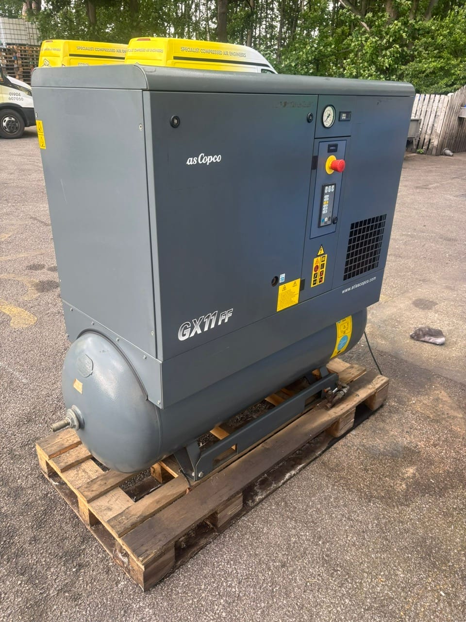 Atlas Copco GX11-FF RM 52cfm 10bar receiver mounted screw compressor ...