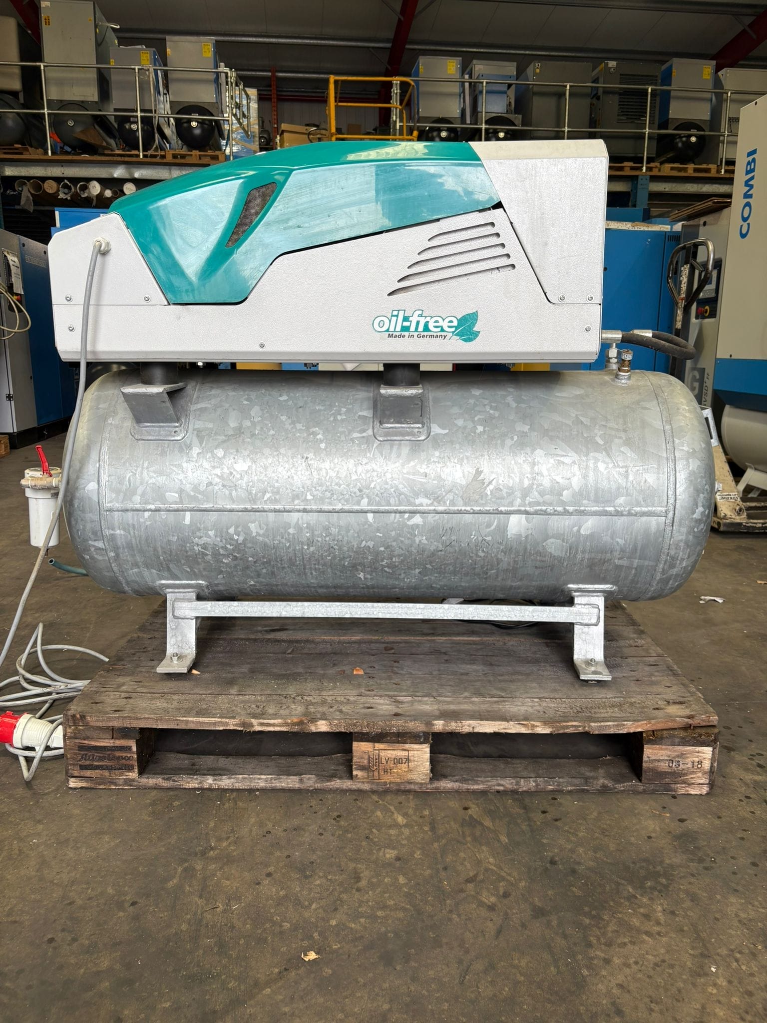 Renner SLD 4.5 2011 4.5Kw 10 Bar 14.3 CFM Oil Free Scroll Compressor ...