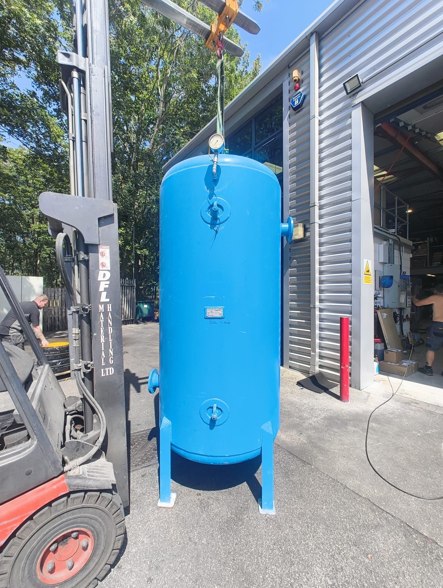 1500 Litre 48bar Vertical air receiver - Air Supply UK